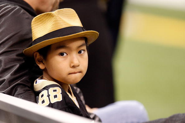 Maddox Chivan Jolie Pitt Complete BIo / Angelina Jolie First Son Maddox ...