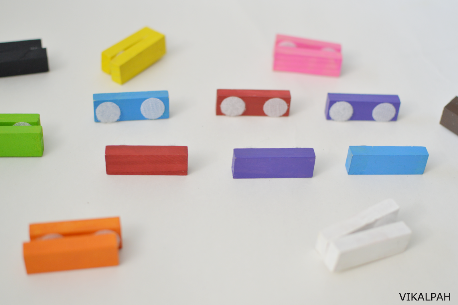 Vikalpah: Make your own toys with hook and loop fasteners(Velcro)
