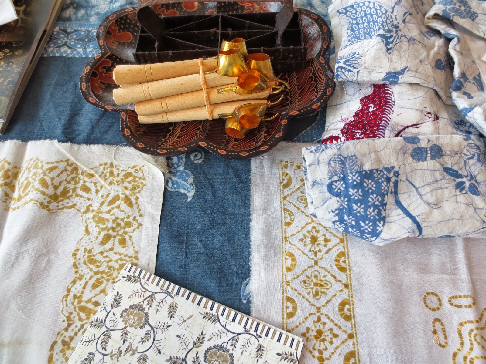 Artistic Handmade by Pattygloria: Teñido de telas en Batik :: Batiking