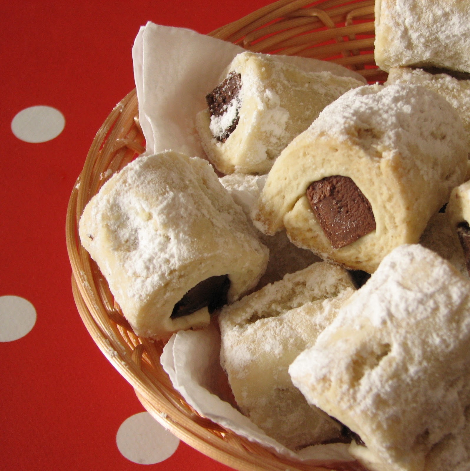 caiet cu retete: Cornulete fragede cu untura