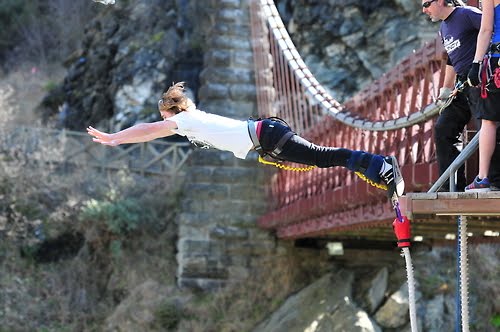 Flamboyant.: bora pular?