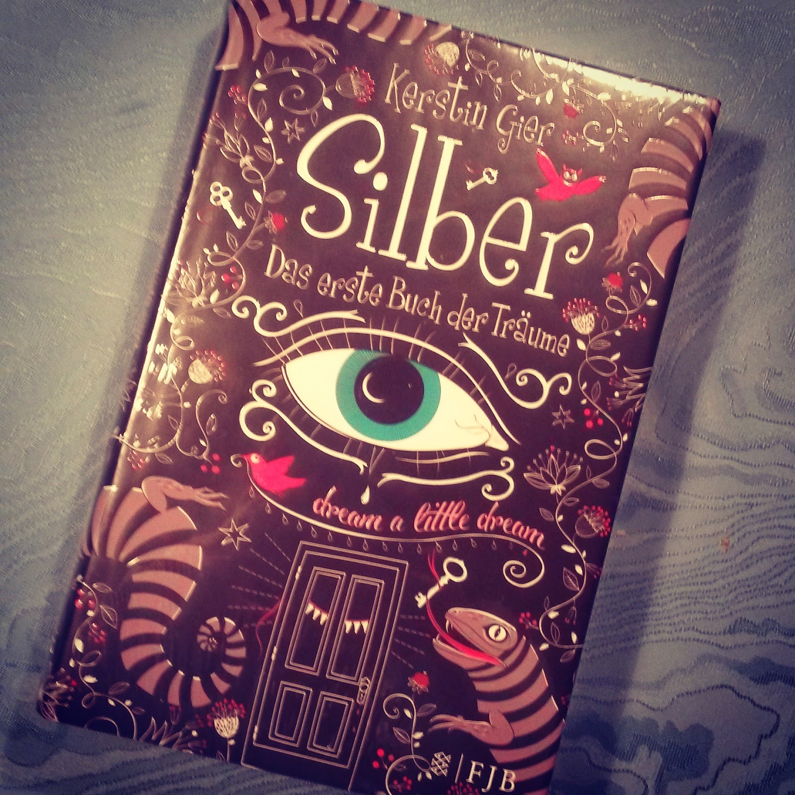 Worte und Welten: Rezension: „Silber – Das erste Buch der Träume ...
