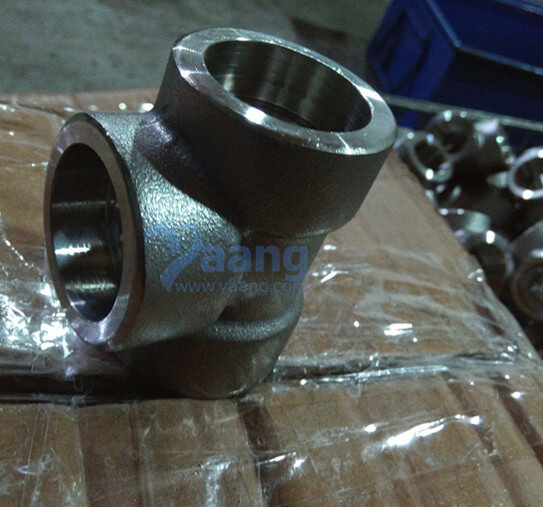 Yaang Pipe Industry: 316L Socket Weld Tee DN20 3000LBS