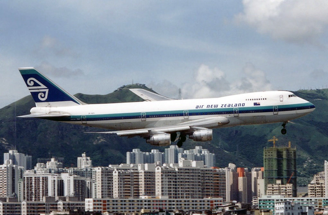 AIR NEW ZEALAND's FLIGHT ENGINEERS: Boeing B747-219 Era