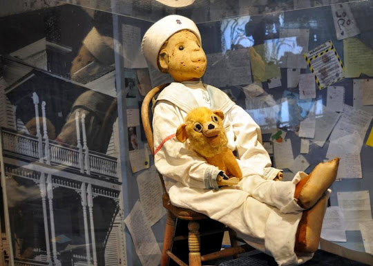 Report from the Florida Zone: Robert the Doll
