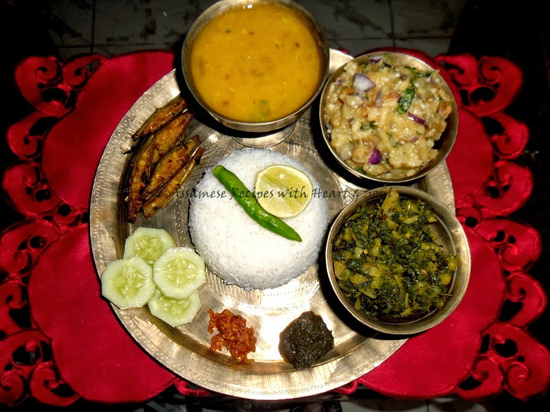 Assamese Recipes: A simple Assamese veg Lunch platter.....