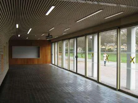 ..Architect-Interior~~: Baffle U strip Ceiling