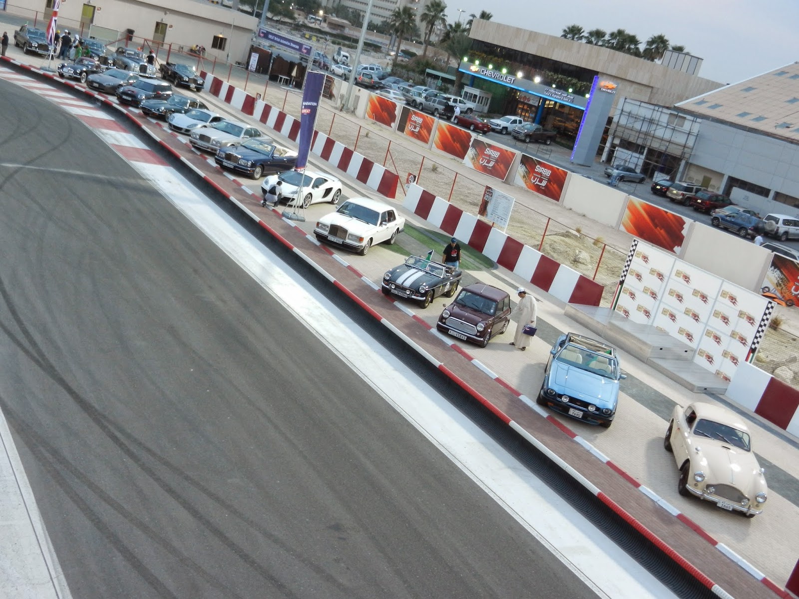 Kuweight 64: GREAT BRITISH AUTOMOTIVE SHOWCASE AT SIRBB CIRCUIT