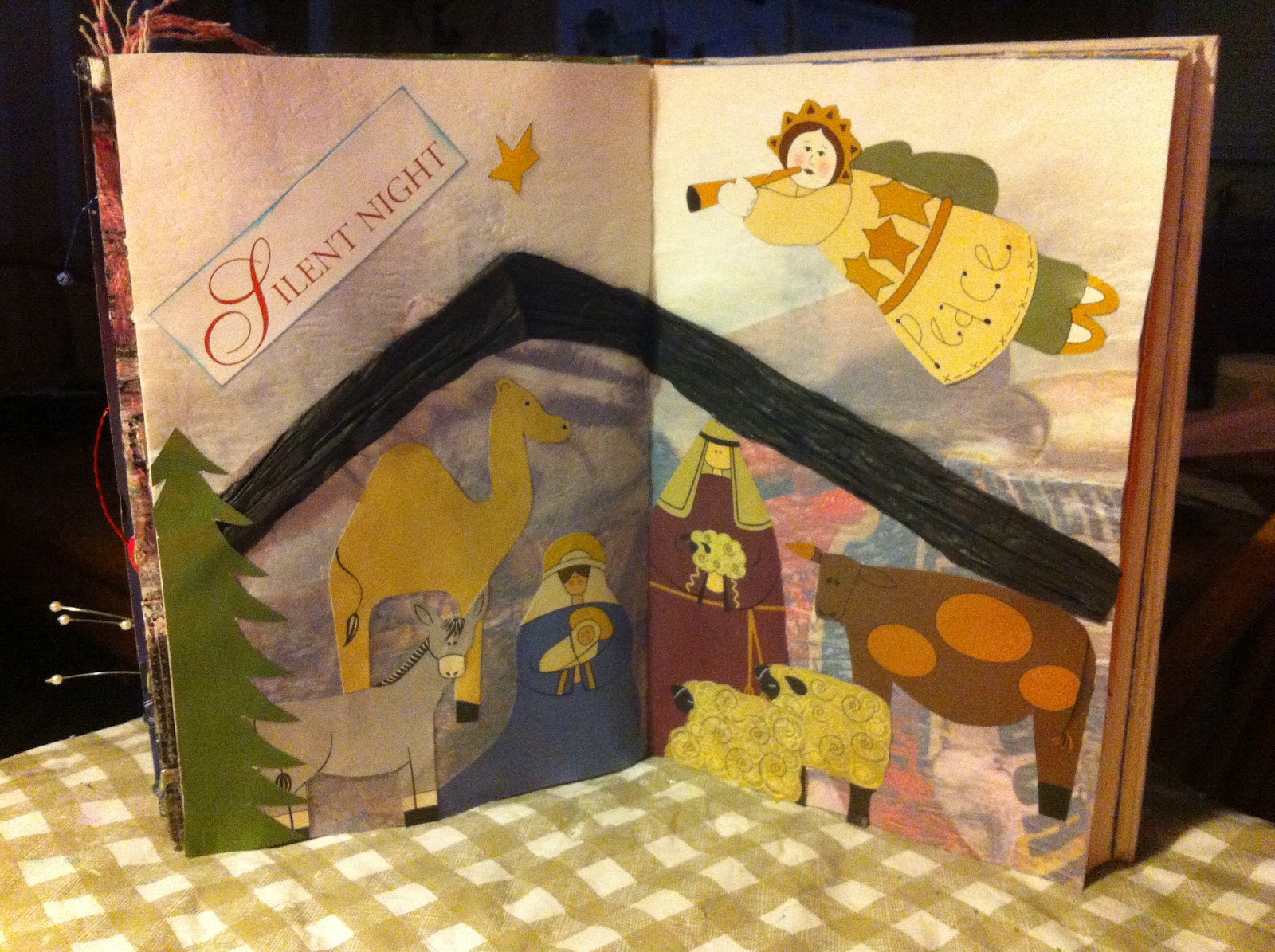 Paulaexuk’s Blog: Altered Book Lesson 10 - Frames