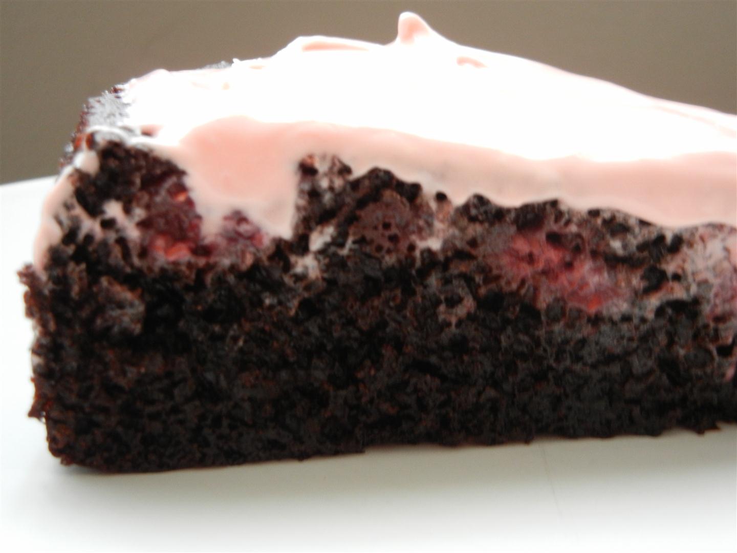 The Scent Of Vanilla: LUSCIOUS CHOCOLATE CAKE