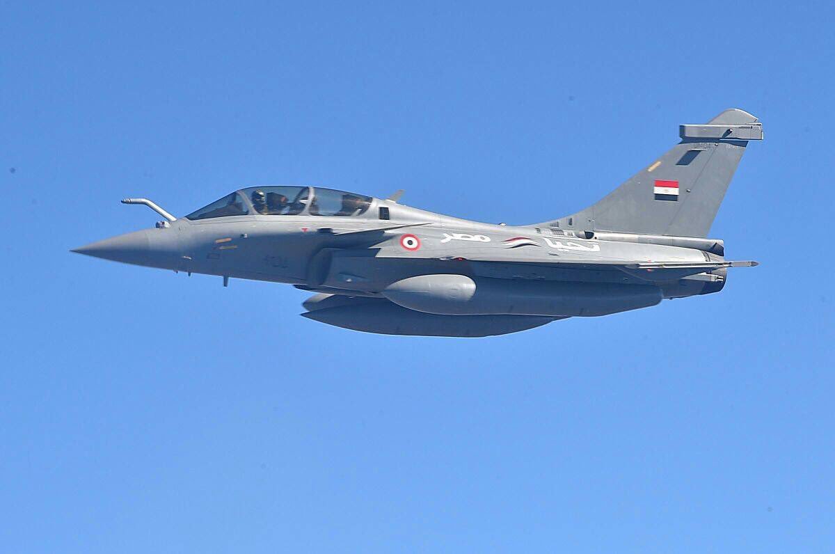 Asian Defence News: Egyptian and French Rafale fighter jets escorting ...