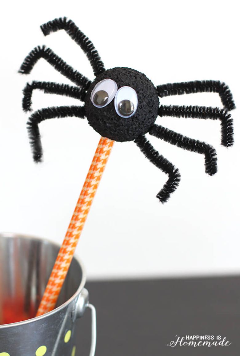 25+ Spooky Halloween crafts for kids (but not too spooky!!!) - Messy ...