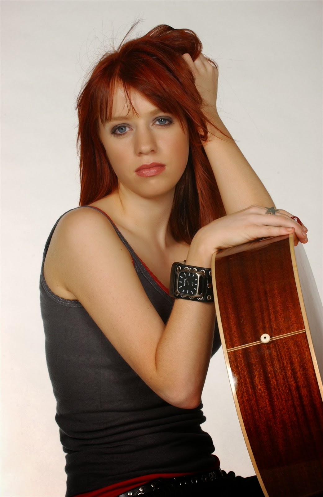 NOTICIAS Y EFEMERIDES MUSICALES Y DEL CINE: HACE 29 AÑOS, NACE ALEXZ ...