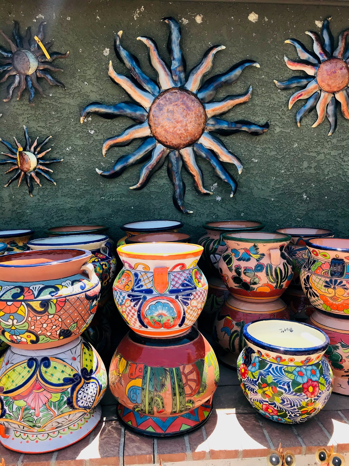Sherrie loves color!: Colors of Mexican Talavera in Tucson