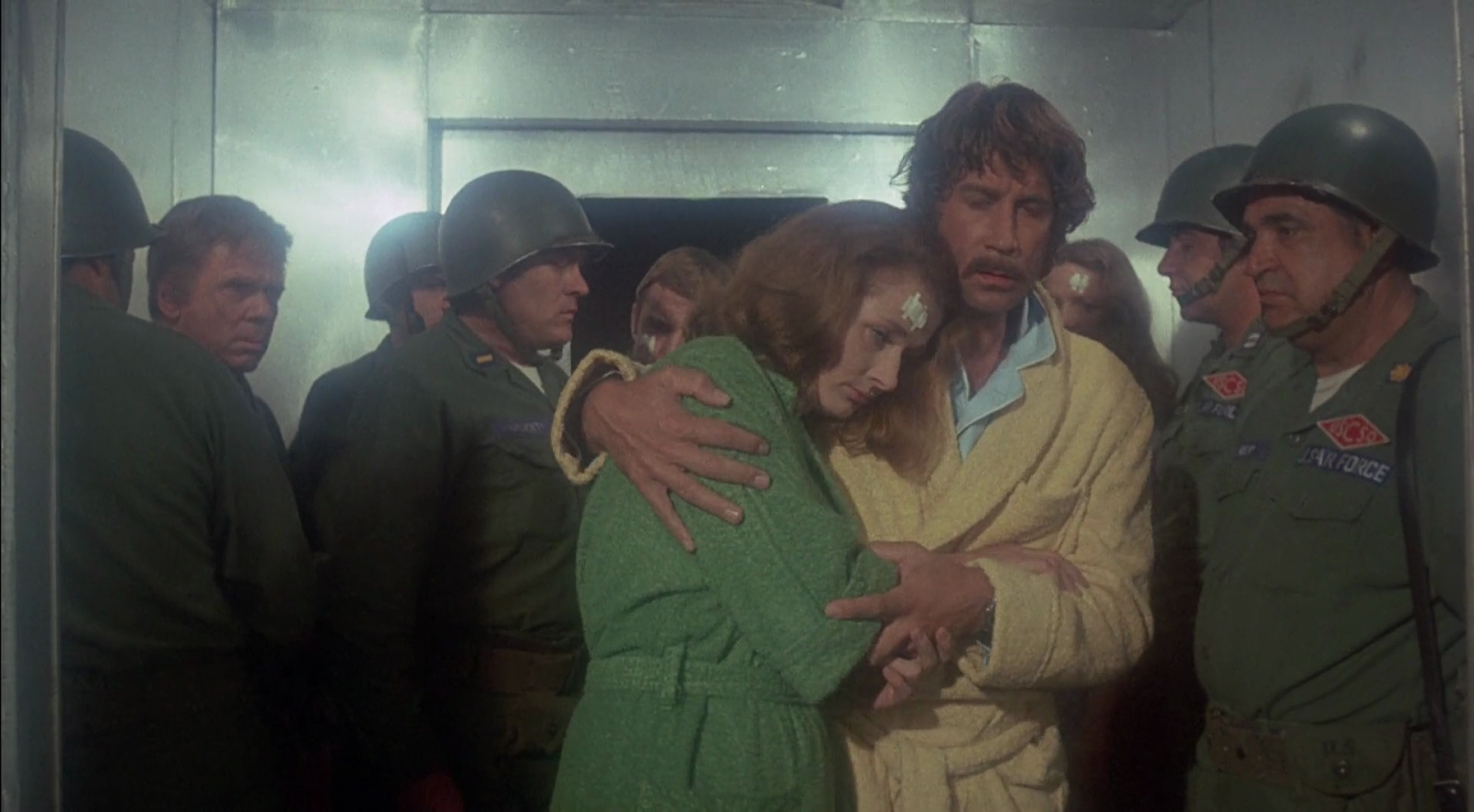 Realm Of Retro : CHOSEN SURVIVORS (1974)