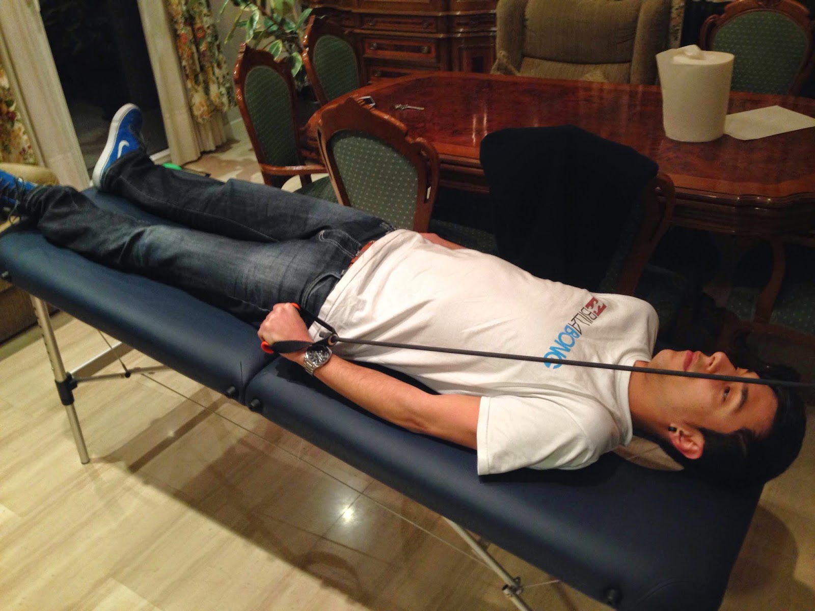 FISIOTERAPIA: EAMT Y VENDAJES: BALANCE MUSCULAR EN EL MUSCULO SUBCLAVIO