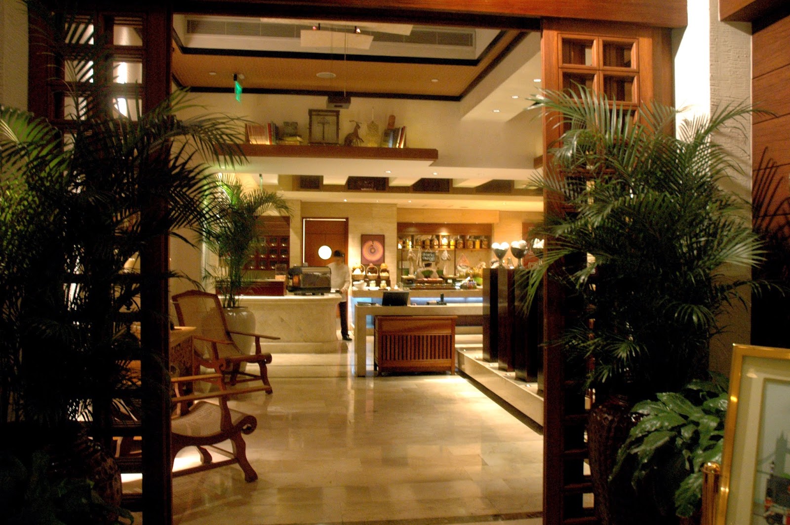 DUDE FOR FOOD: The World on Your Plate at The Peninsula Manila's Escolta