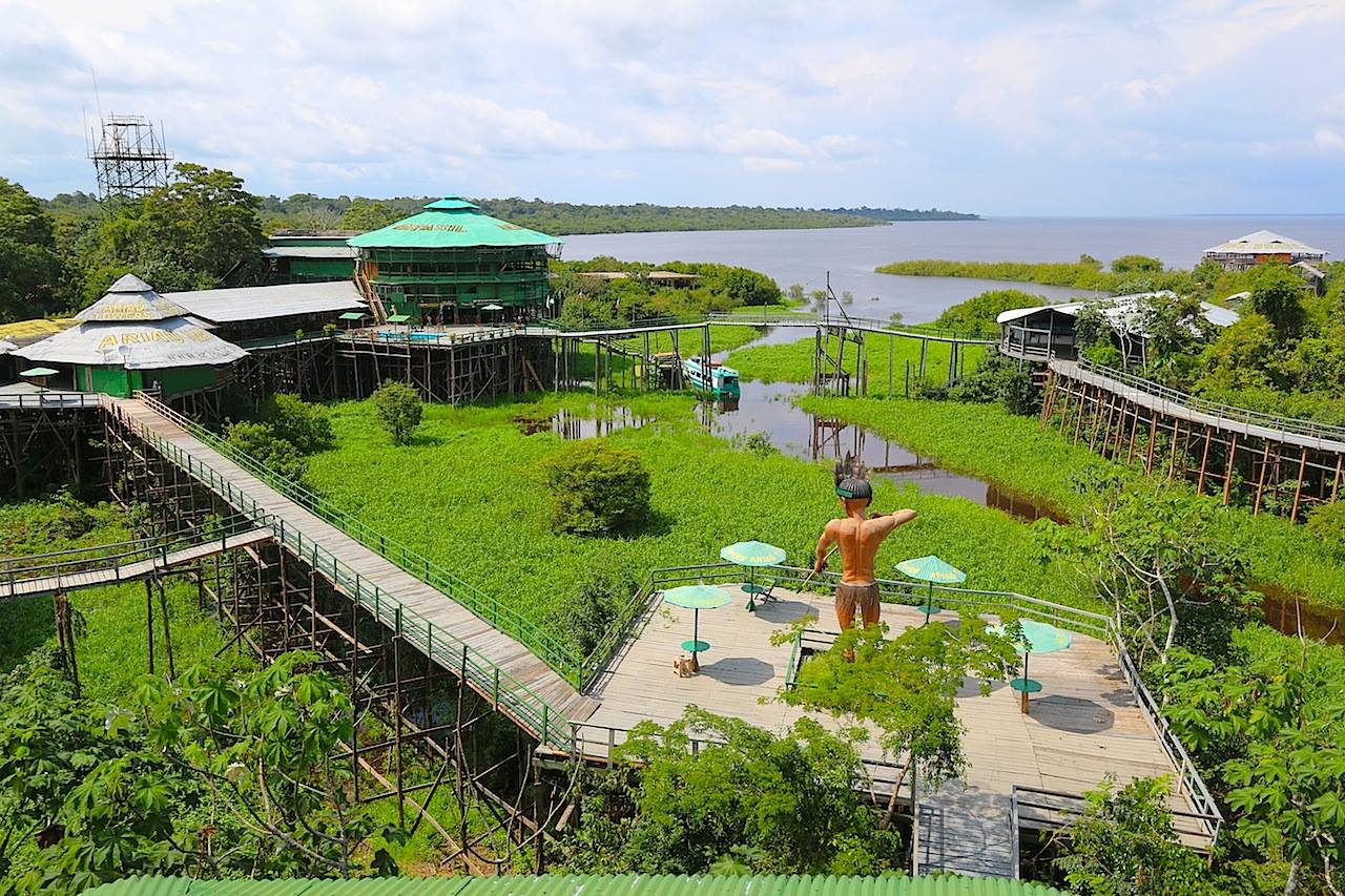 Blog do Arnaldo Leão : Ariaú Amazon Towers: Hotel fantasma no meio da ...