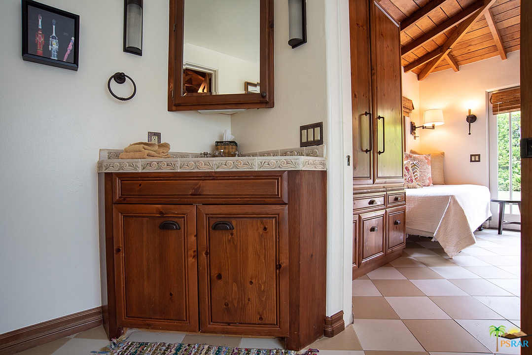 Sweet House Dreams: Rose Cottage, 1937 Cottage in Palm Springs, California