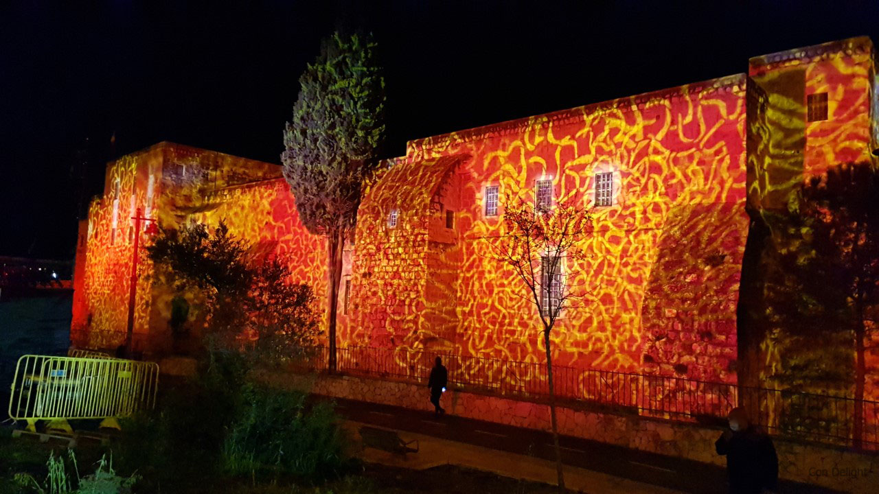 Con DeLight עם תענוג - אוכל, טיולים ועוד: Follow the Lights in ...