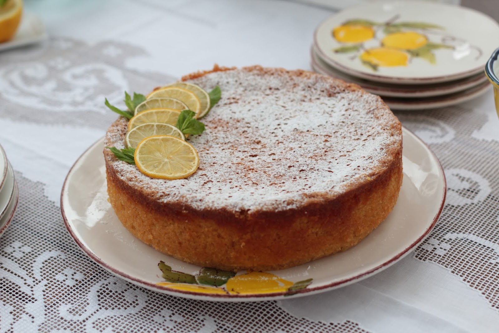 ALACARTE by Neslos : LİMONLU BADEMLİ KEK - LEMON CAPRESE CAKE - TORTA ...