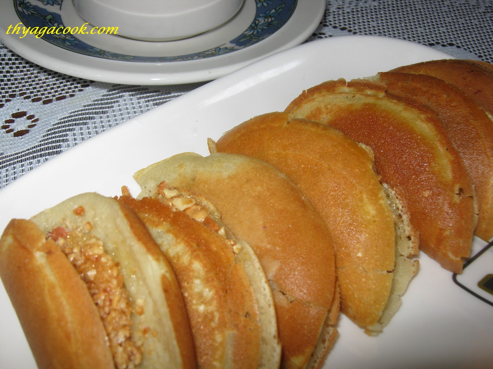 KARI LEAFS ... Malaysian flavour's: BAN CHIEN KUEH ( PEANUT PANCAKE )