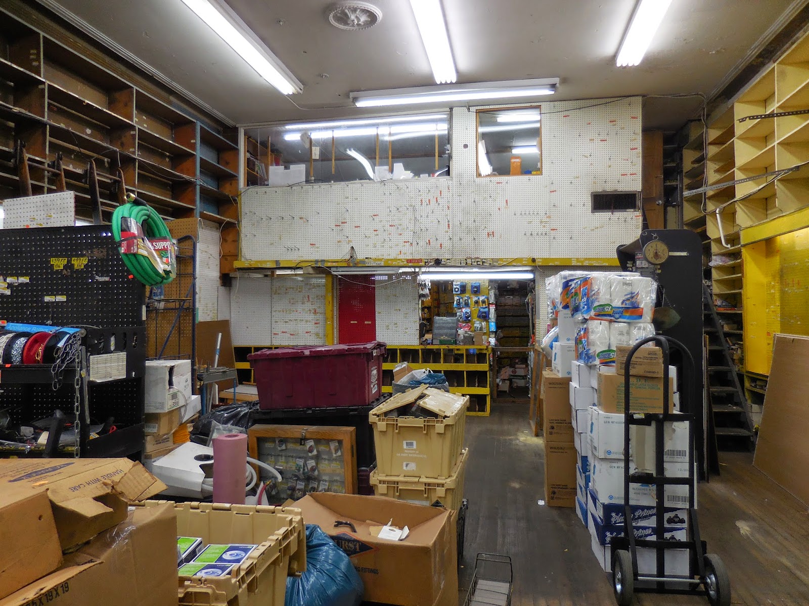 Jeremiah's Vanishing New York: 727 Hardware