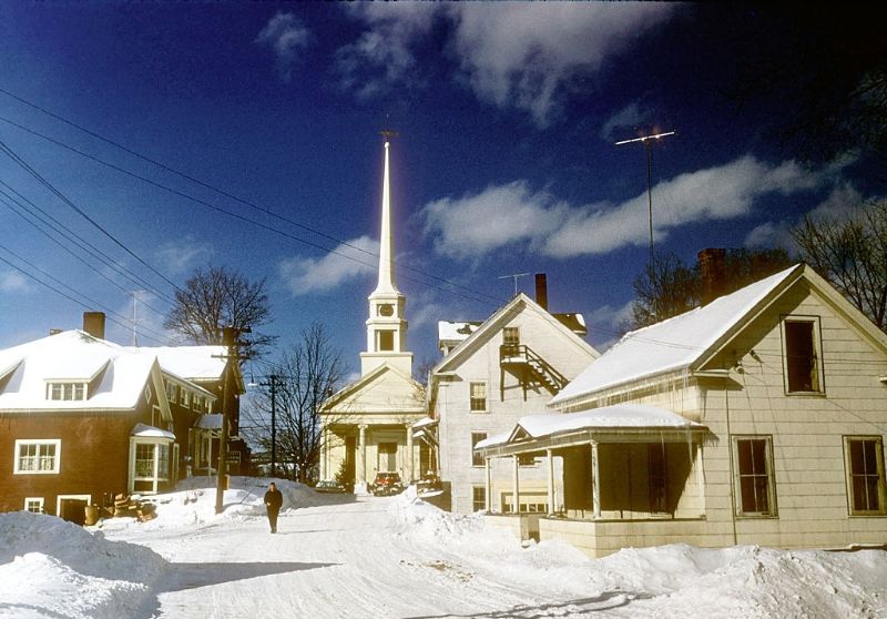 Beautiful Photos Capturing Winter Lingering in Stowe, Vermont in 1956 ...