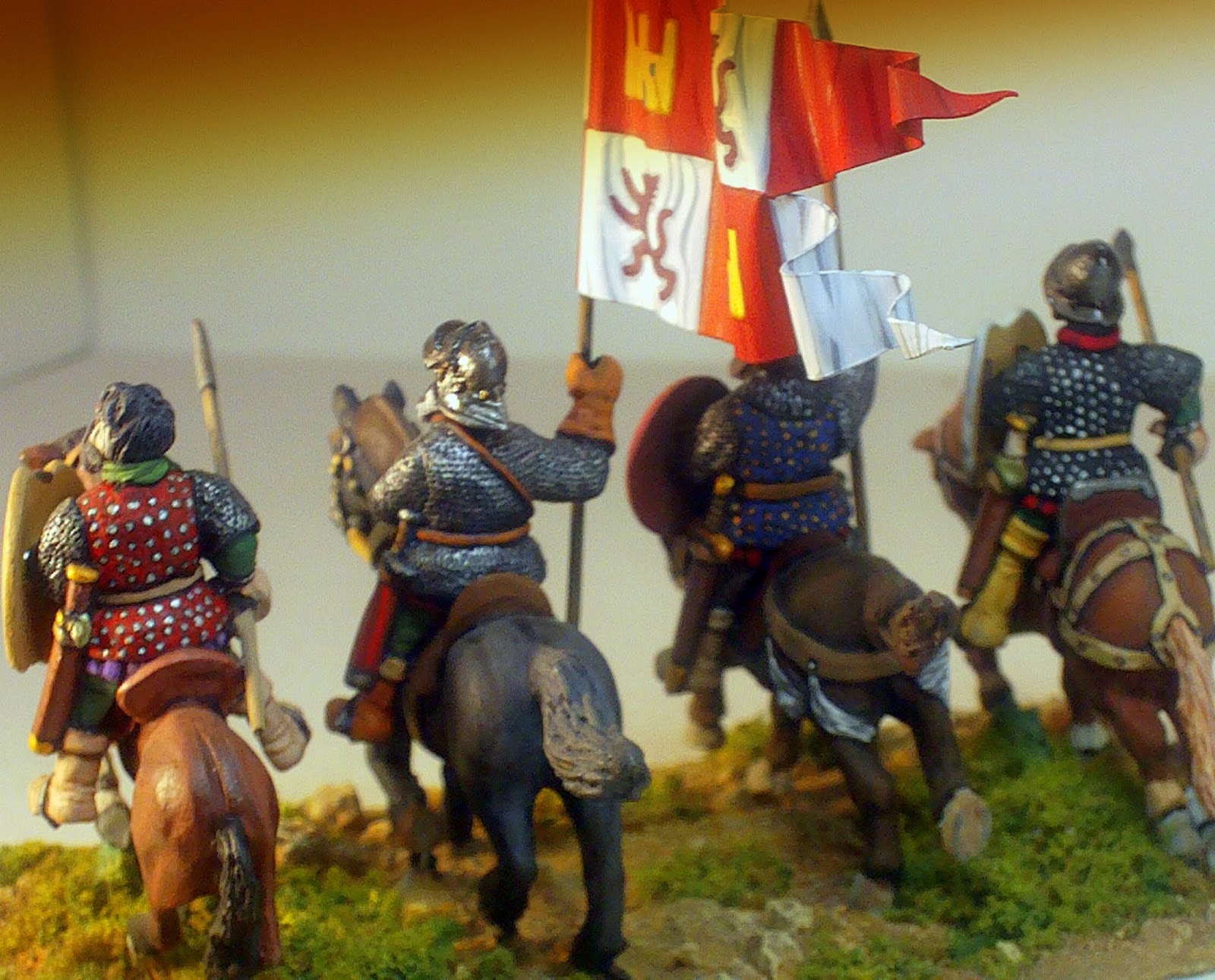 28MM FELDGRAU: Jinetes españoles/ Spanish genitors