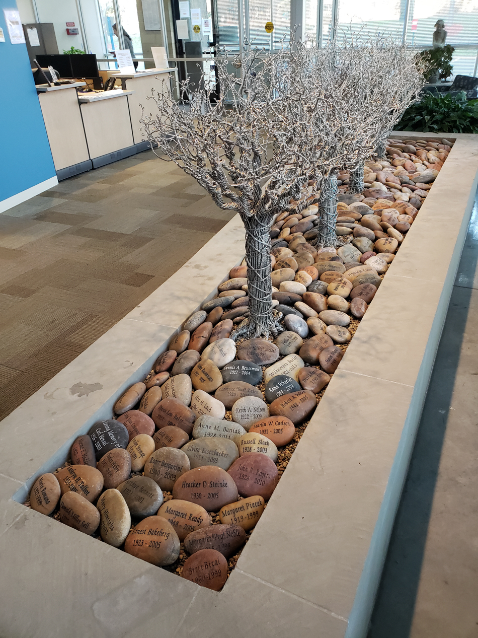 Aemiessence Fine Arts: Allina Hospice Memorial Trees - aluminum wire ...