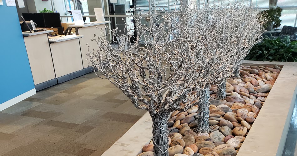 Aemiessence Fine Arts: Allina Hospice Memorial Trees - aluminum wire ...