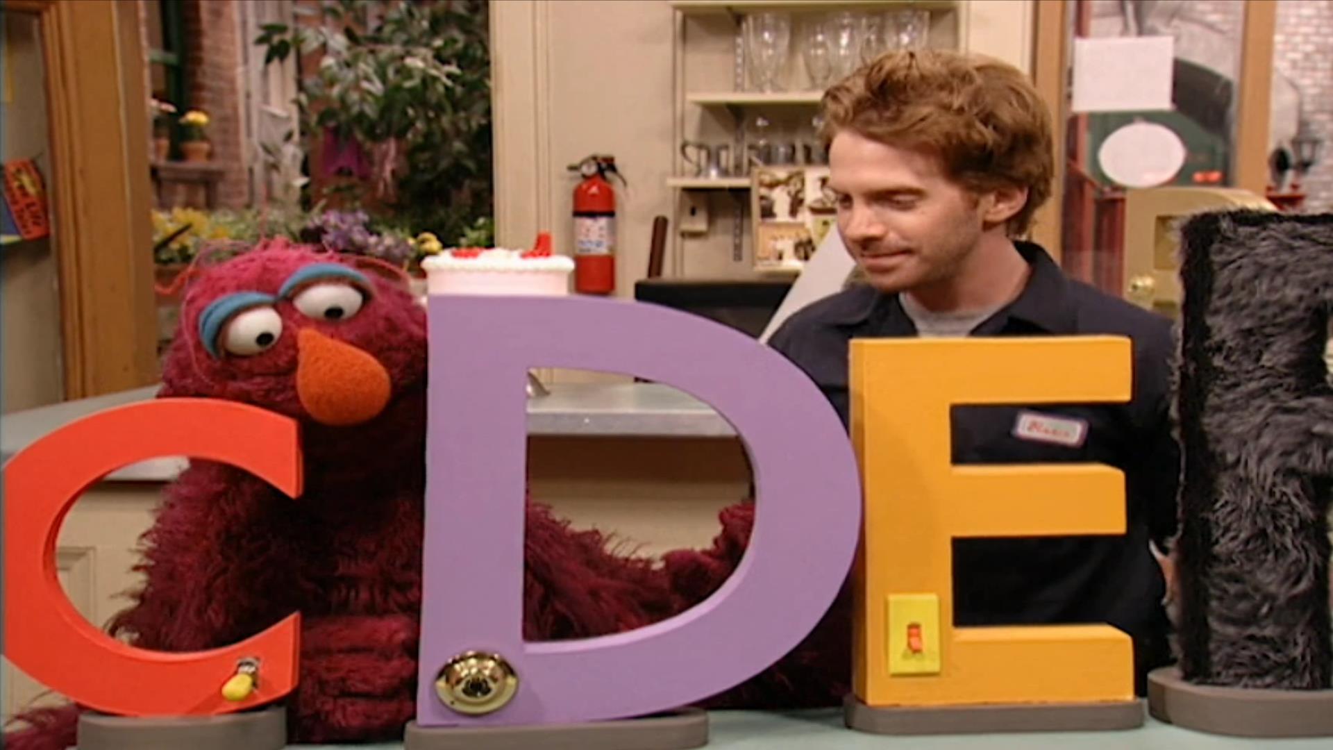 Sesame Street Guide: Sesame Street Preschool is Cool ABCs With Elmo