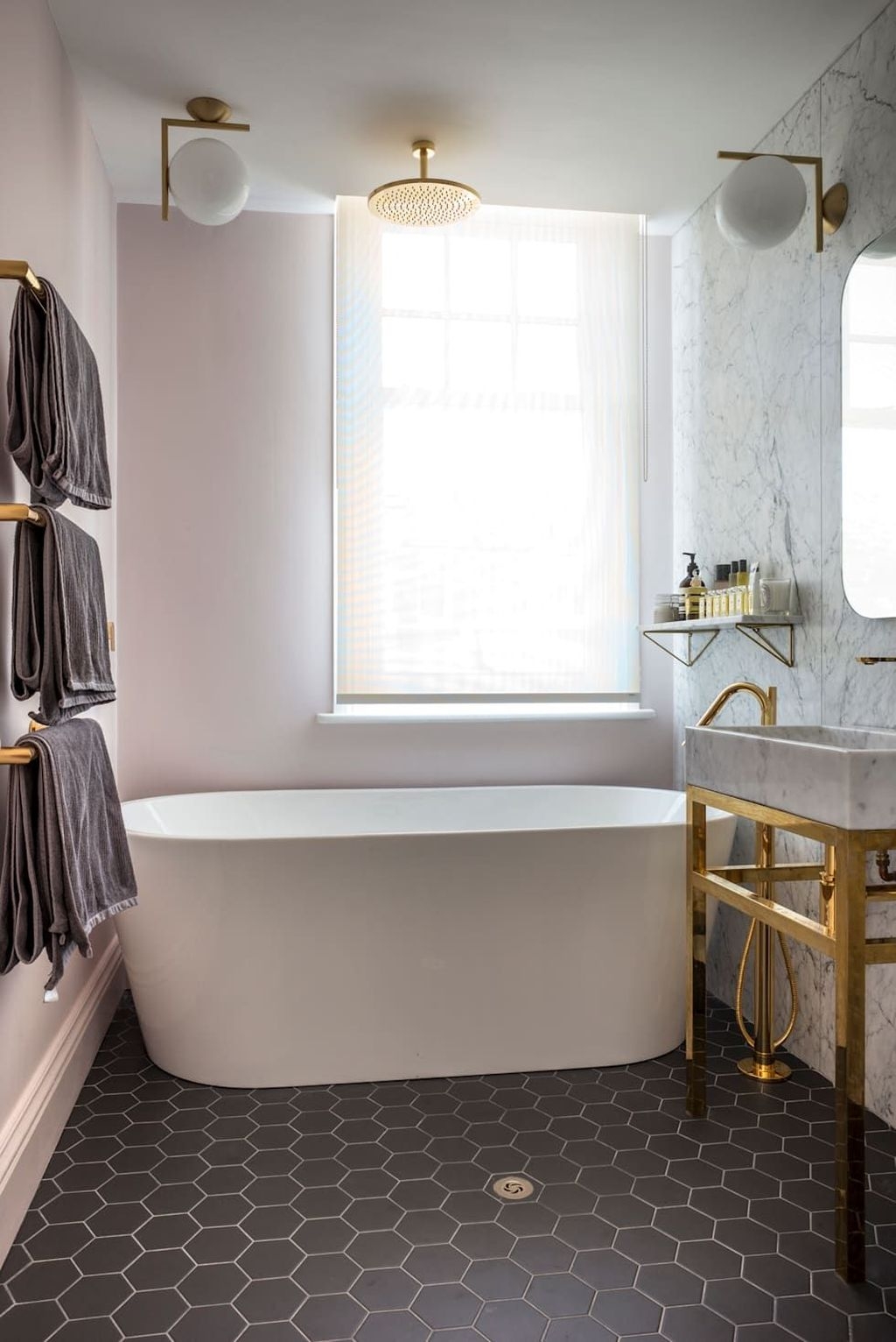 30+ Fancy Bathtub Design Ideas To Change Your Simple Bathroom To Be ...