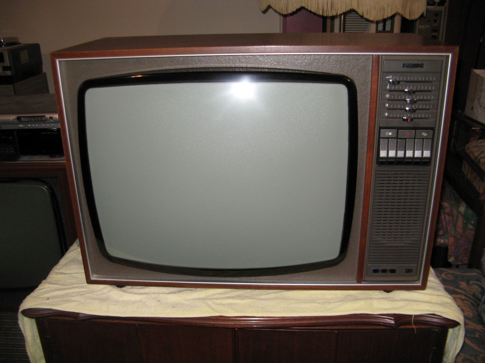 NZ Vintage Television: Philips K9