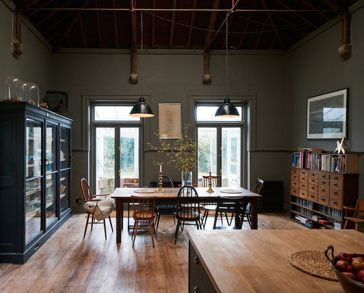 19th Century Gloucestershire House