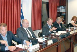 ΣΥΝΔΙΚΑΤΟ ΜΙΚΡΟΠΩΛΗΤΩΝ ΕΛΛΑΔΑΣ: Συζήτηση για το παραεμπόριο, τις λαϊκές ...