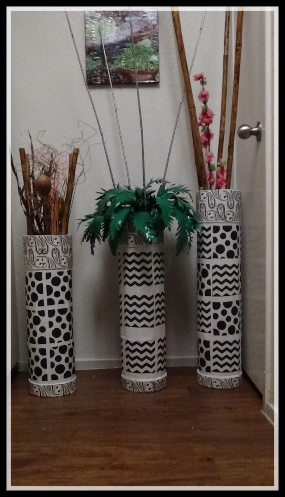 Realizando manualidades: jarrones decorados con servilletas,decoupage