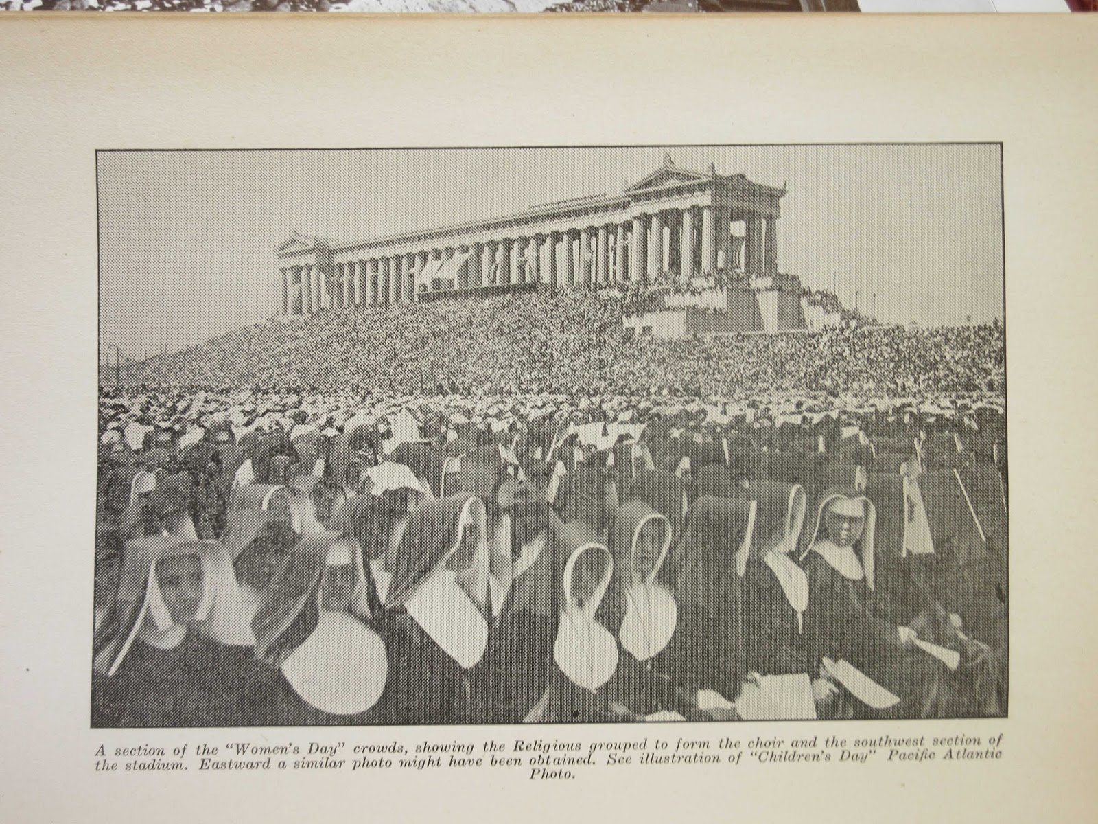 New Liturgical Movement: A Blast from the Past: The 1926 Eucharistic ...