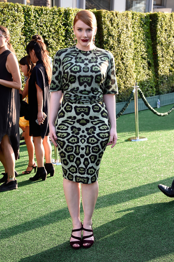 Bryce Dalas Howard - Premiere of Disney's 'Pete's Dragon' in Hollywood ...