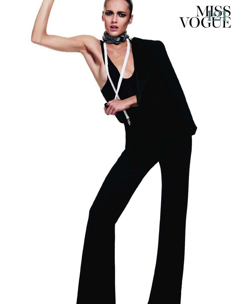 ganas: Smoking! Vogue Paris May 2011