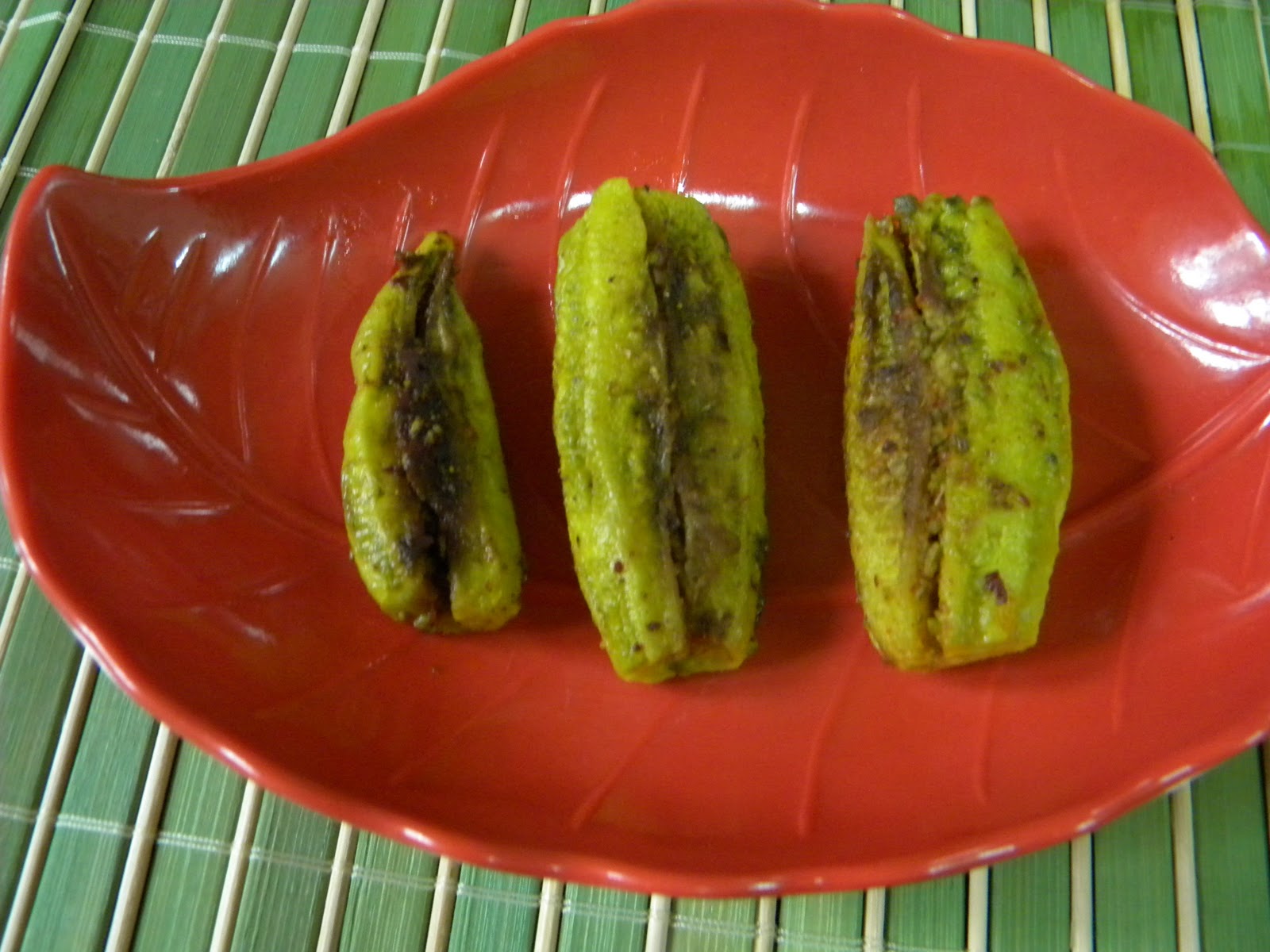 Fast Indian Recipes: Bharwa Karela (Stuffed Bitter Gourd)