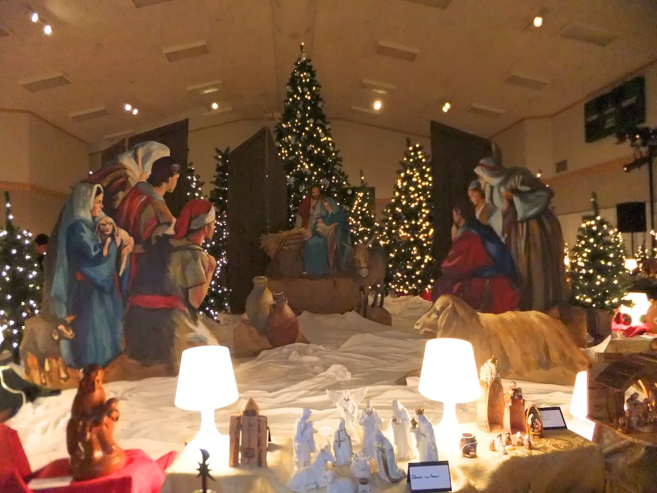 Joe's & Julia's Adventures: Festival of the Nativity