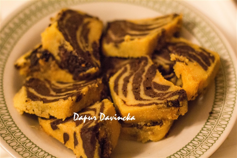 Dapur Davincka: Resep Kue Zebra Ubi Manis