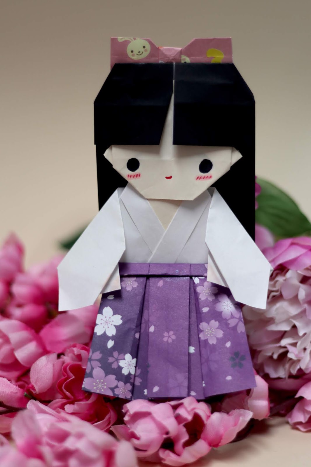 Tutorial #113: Origami Japanese Girl | The Idea King