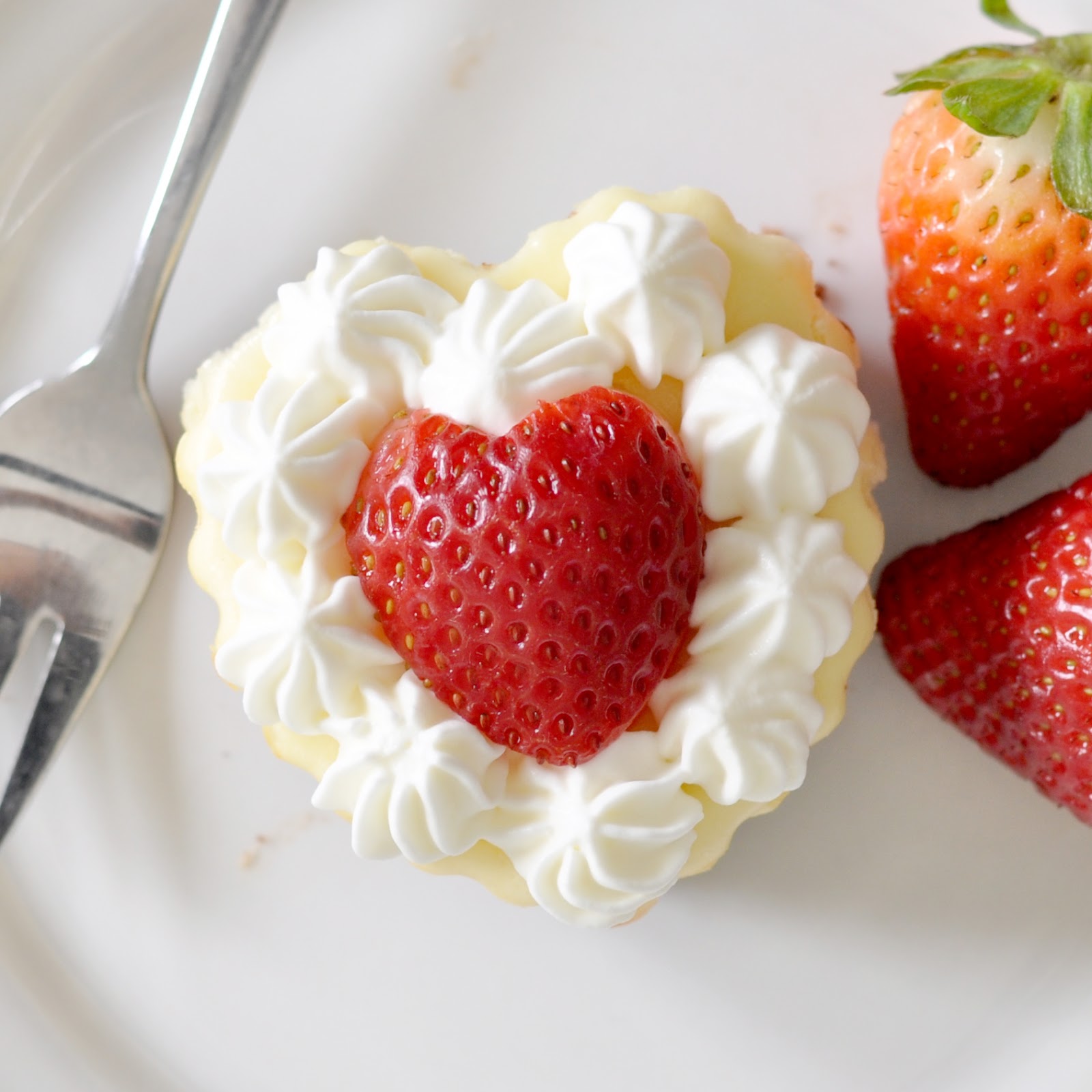 Cooking with Manuela: Valentine's Day Cheesecake Hearts