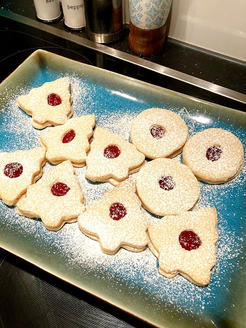 Spitzbuben Cookies