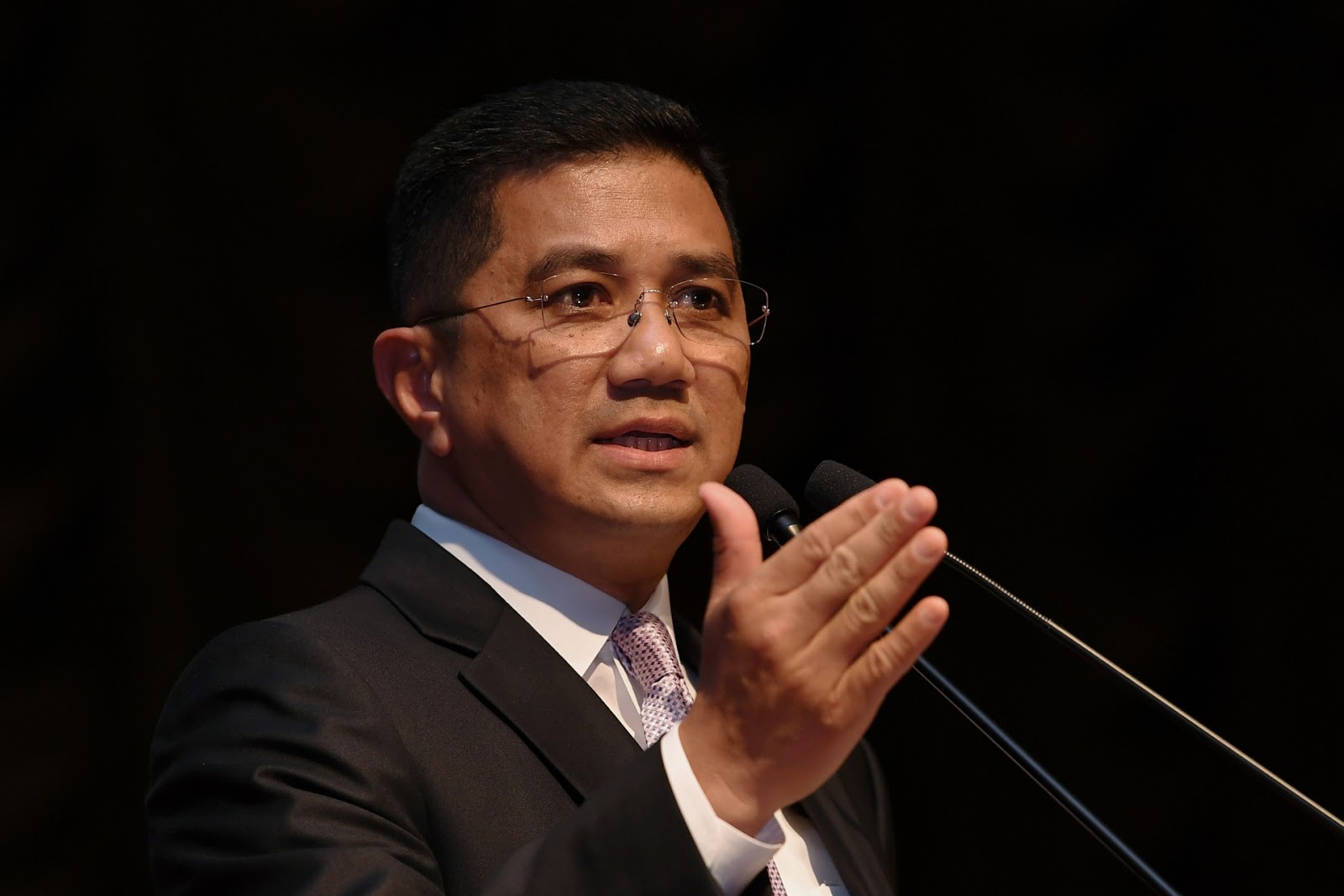 AZMIN IS DISAPPOINTED BUT STILL LOYAL TO ANWAR's LEADERSHIP