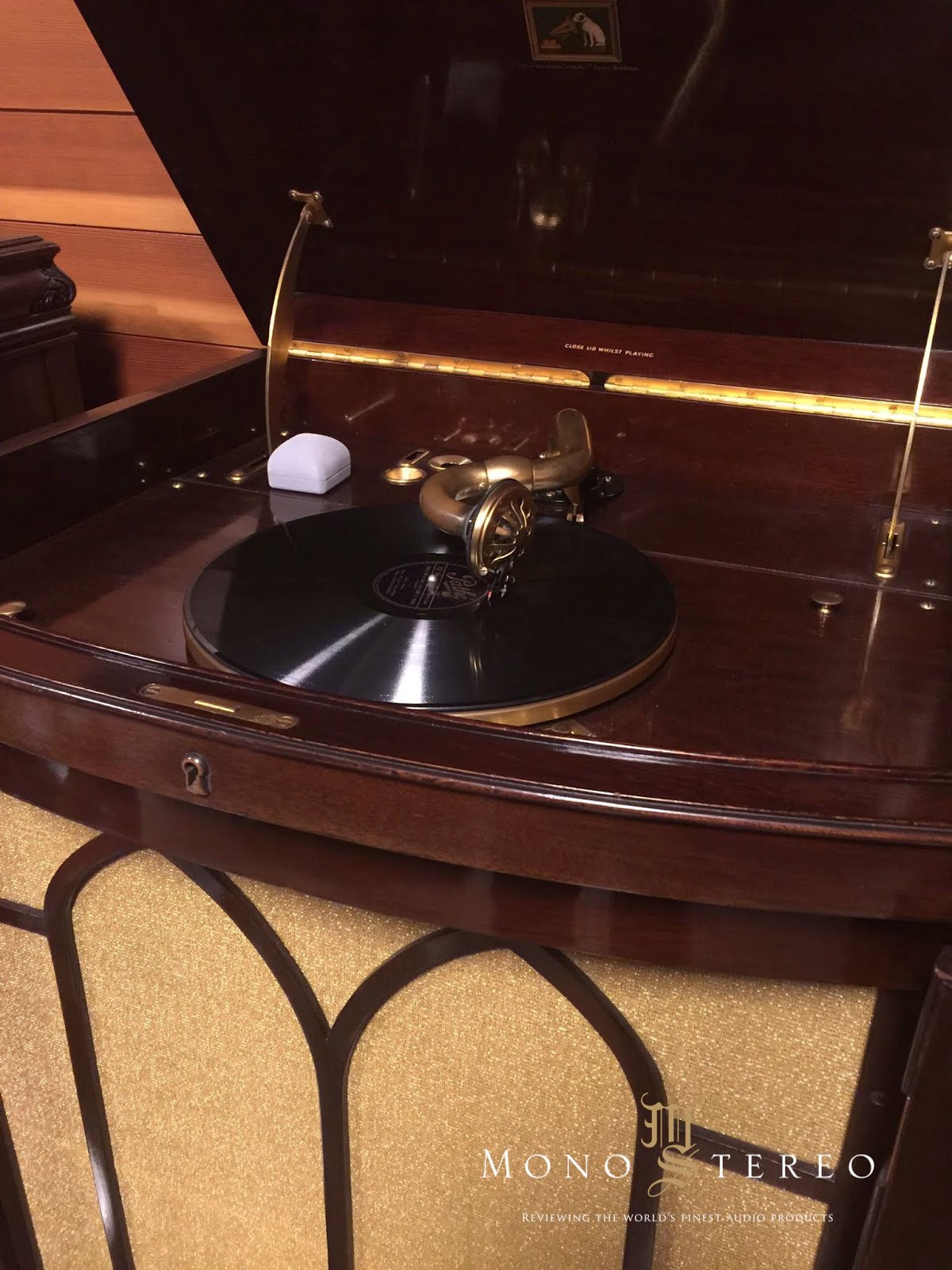 DS Master 1 in a very special analog company – Ultimate High-Fidelity