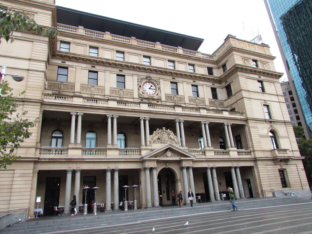 What not to do when travelling: A Colonial History Walk in Downtown Sydney
