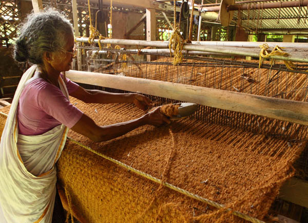 COIR WEAVING IN ALLEPPEY
